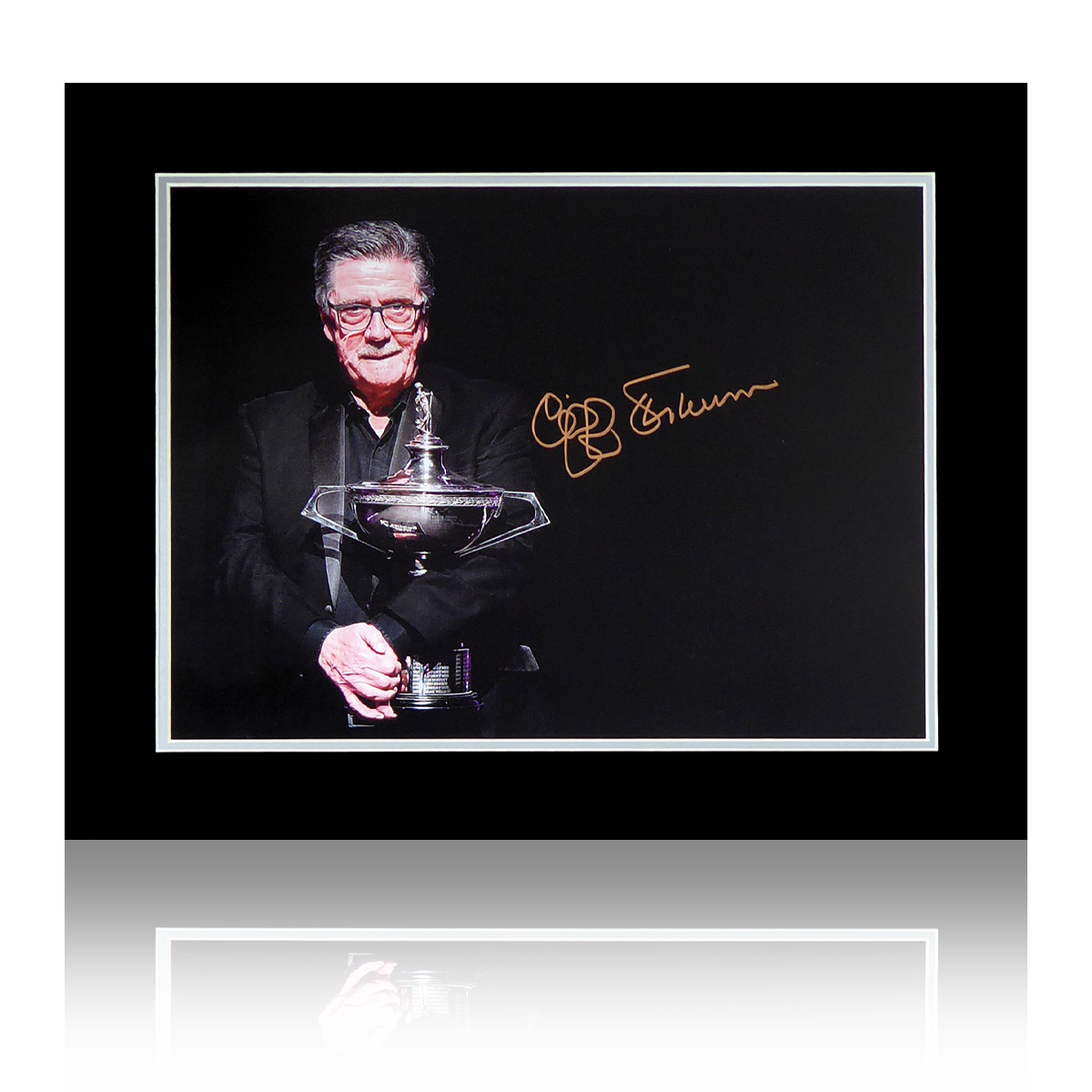 Cliff Thorburn Signed Mount Display – Ronnie O'Sullivan Shop